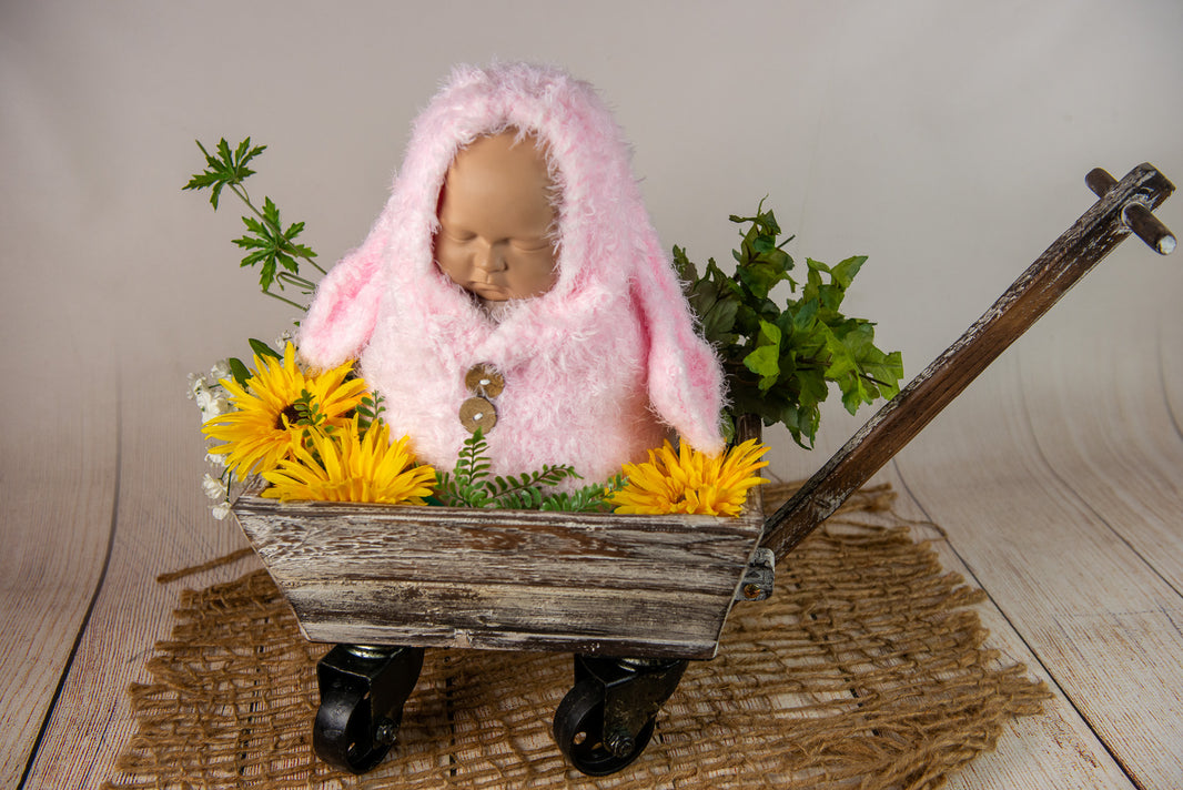 Clothing – Newborn Studio Props