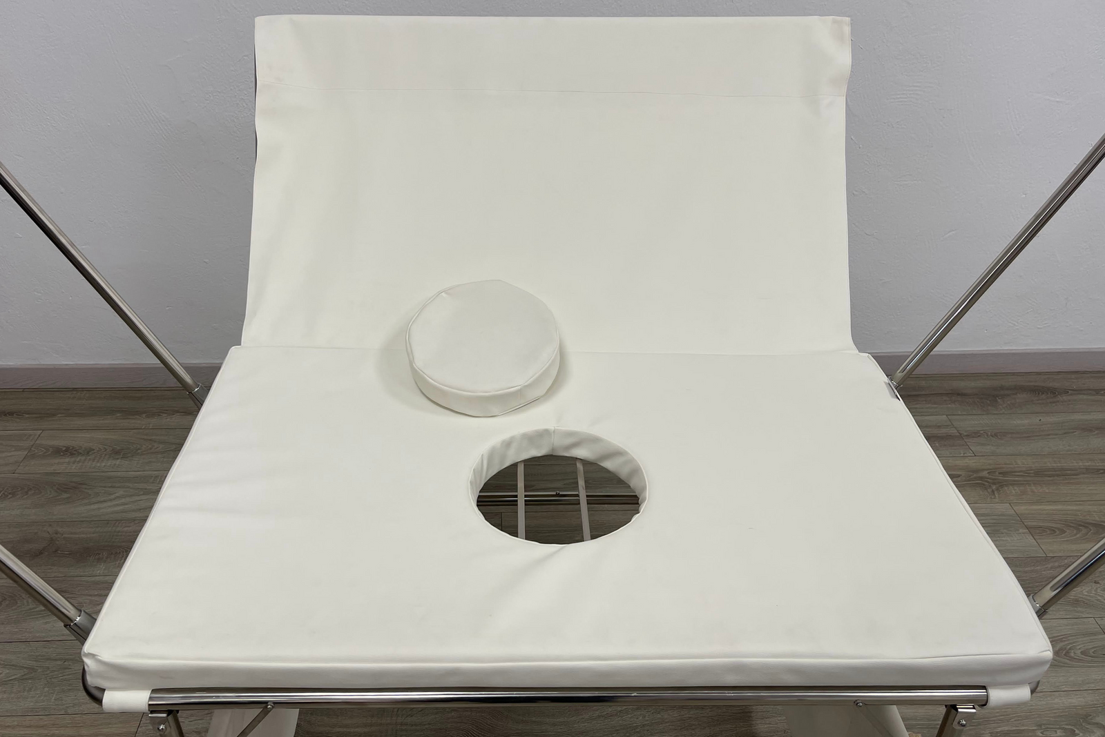 Best Posing Table for Newborn Photography – Newborn Studio Props