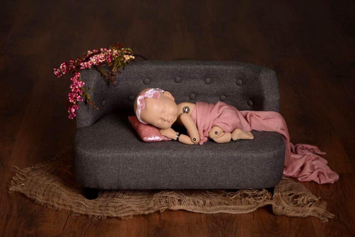 Newborn Sofa Photography Prop - Mini Couch for Babies - Newborn Studio ...