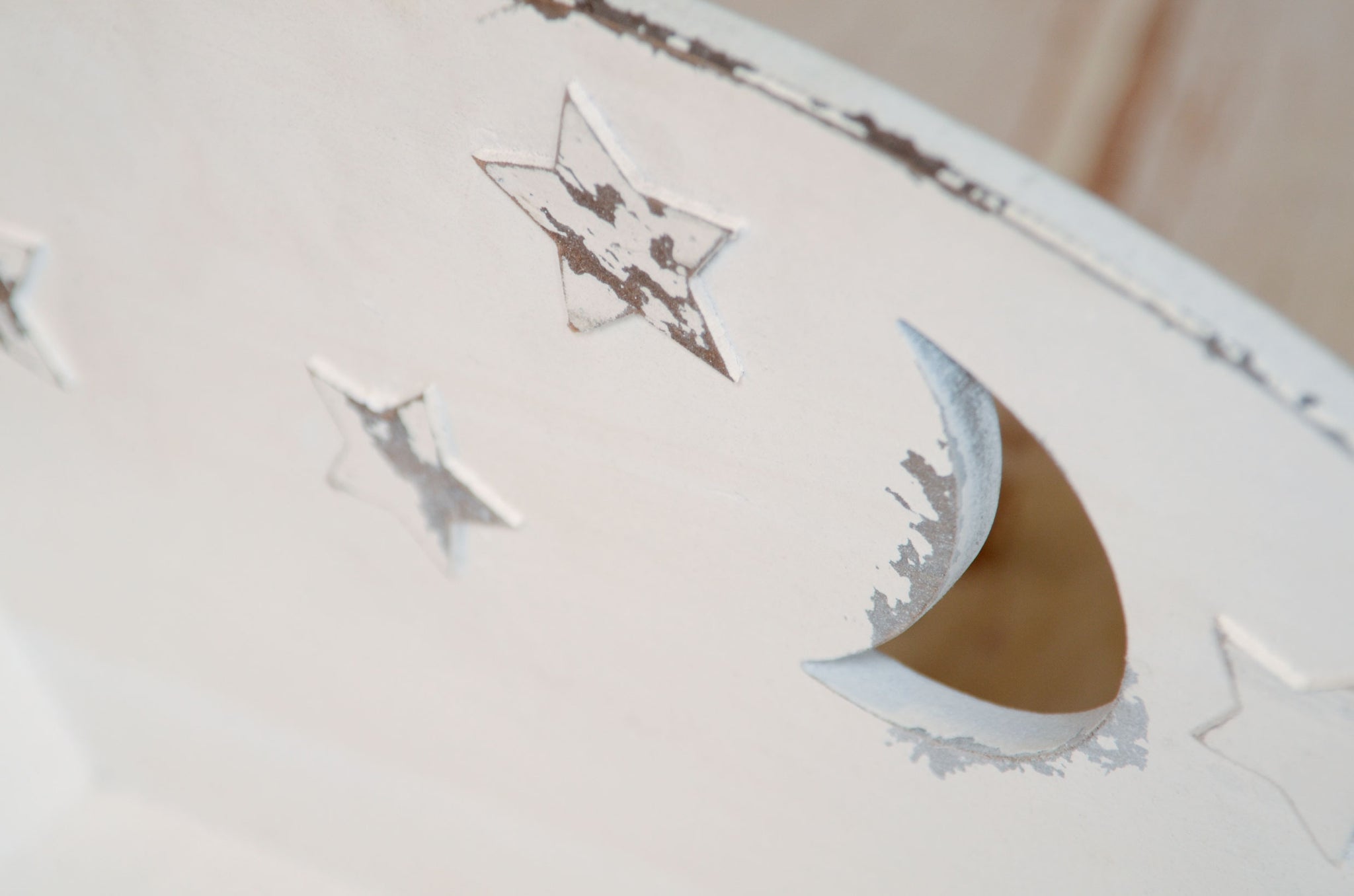 Handmade Moon Bench - Newborn Photography Props – Newborn Studio Props