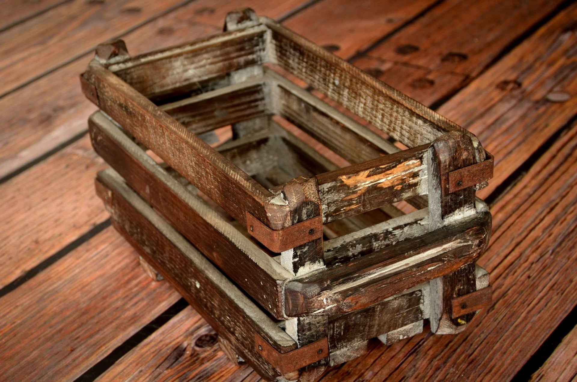 Rustic Box - 16in – Newborn Studio Props