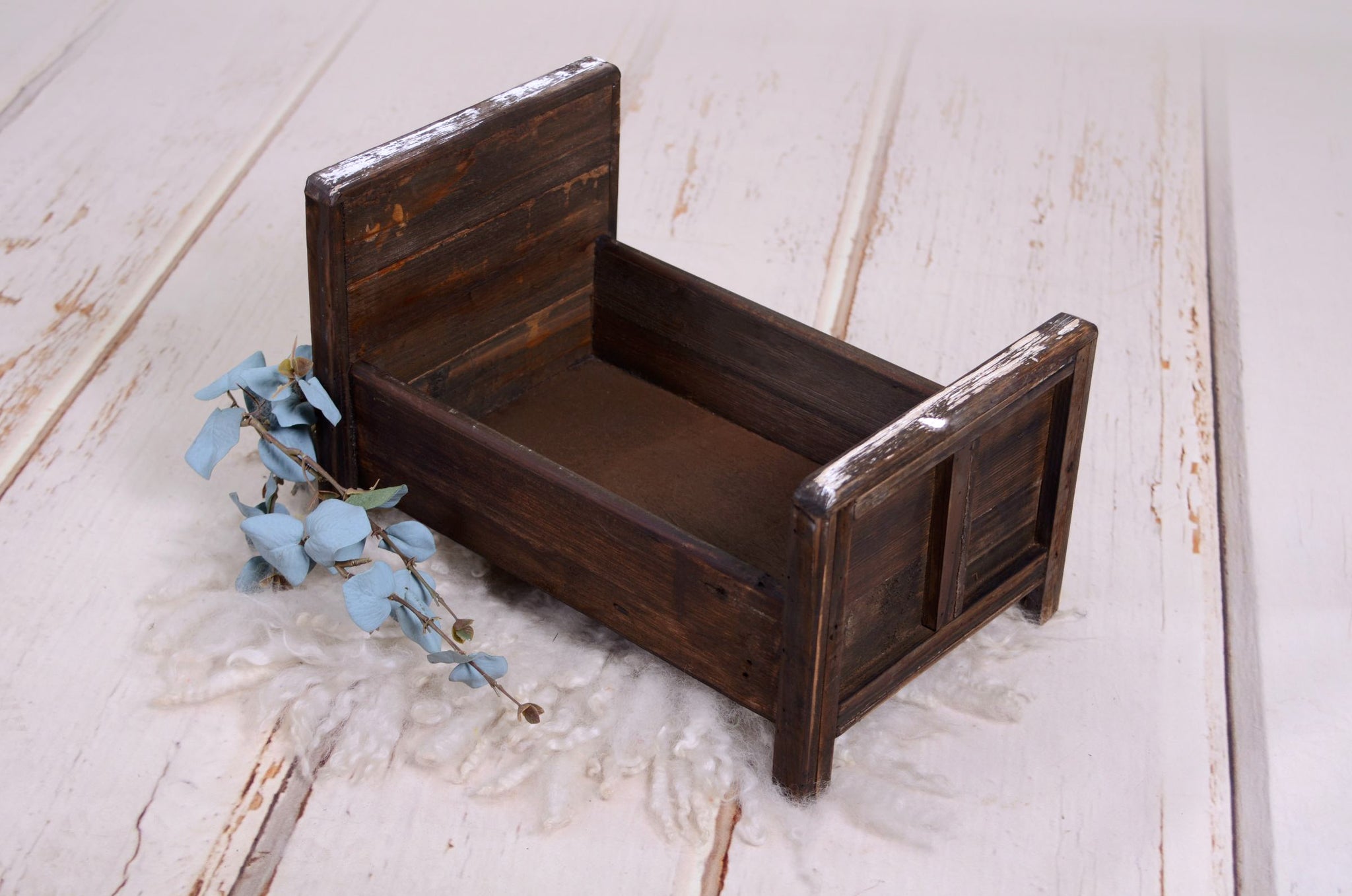 Rustic Bed - Acacia – Newborn Studio Props