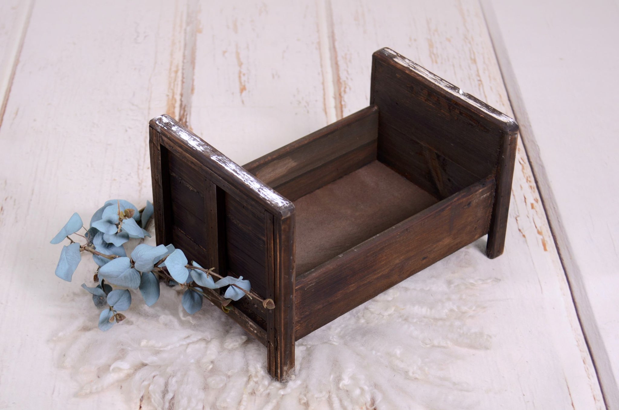 Rustic Bed - Acacia – Newborn Studio Props