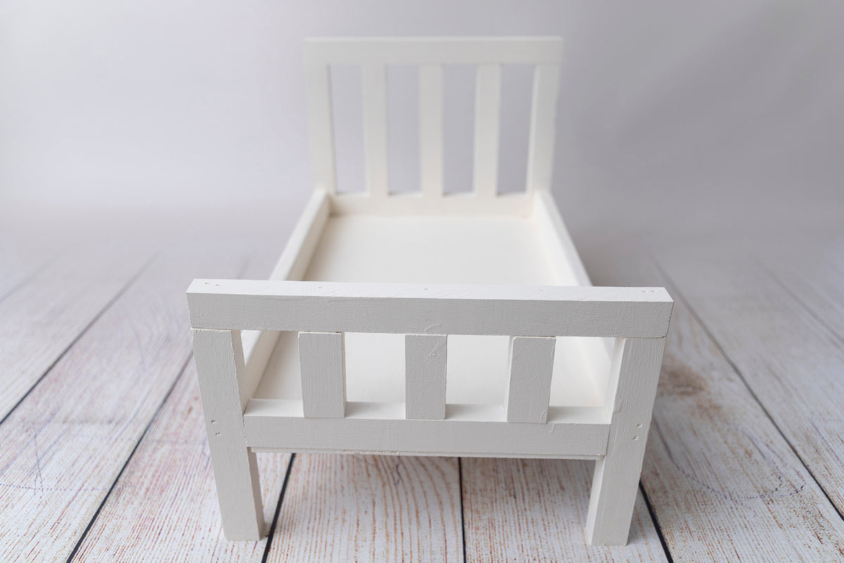 Rustic Bed Newborn Photography Prop – Newborn Studio Props